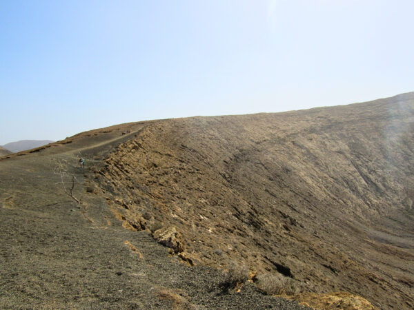 Caldera Blanca Hike - Lanzarote MUST DO ⋆ EverlastingWandering